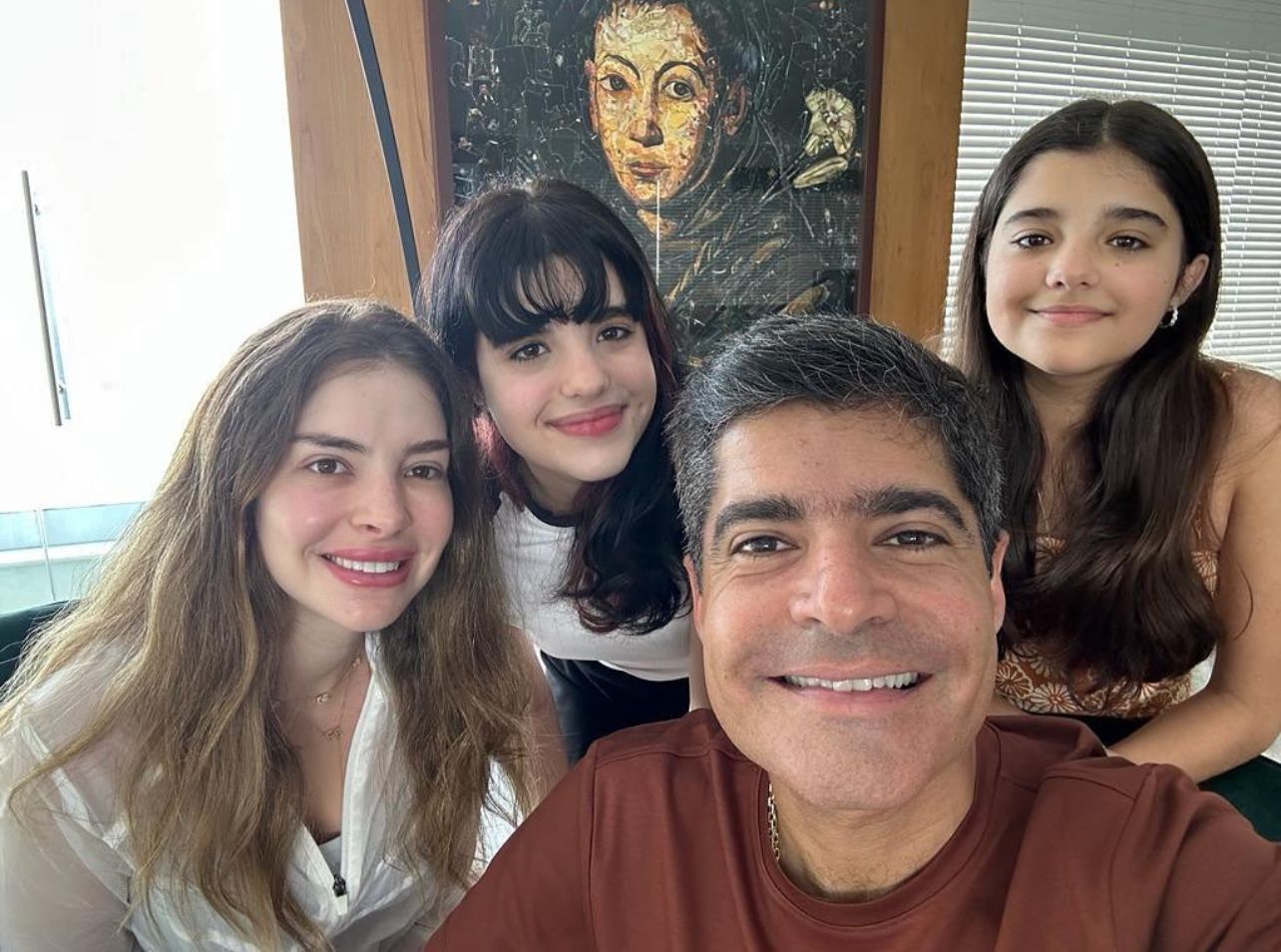 ACM Neto comemora 44 anos ao lado da família em Salvador: 'Melhor ...