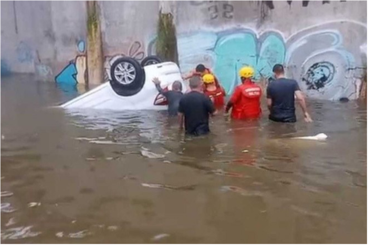 Mulher morre afogada ao tentar passar de carro por túnel alagado no Recife | Jornal Correio