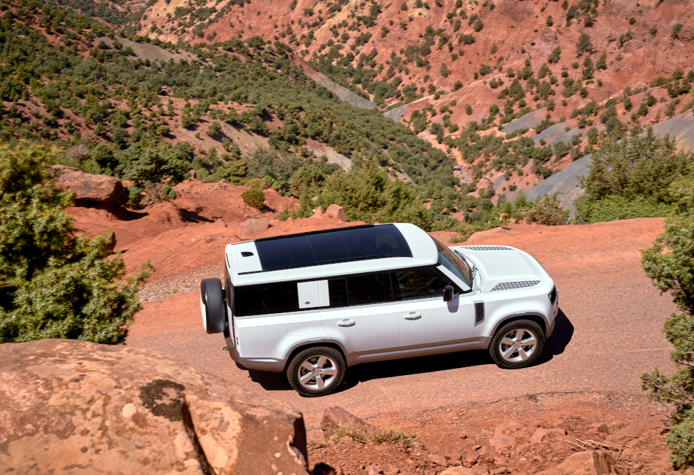 Lançamento: Land Rover Defender 130, o único SUV de 8 lugares do Brasil