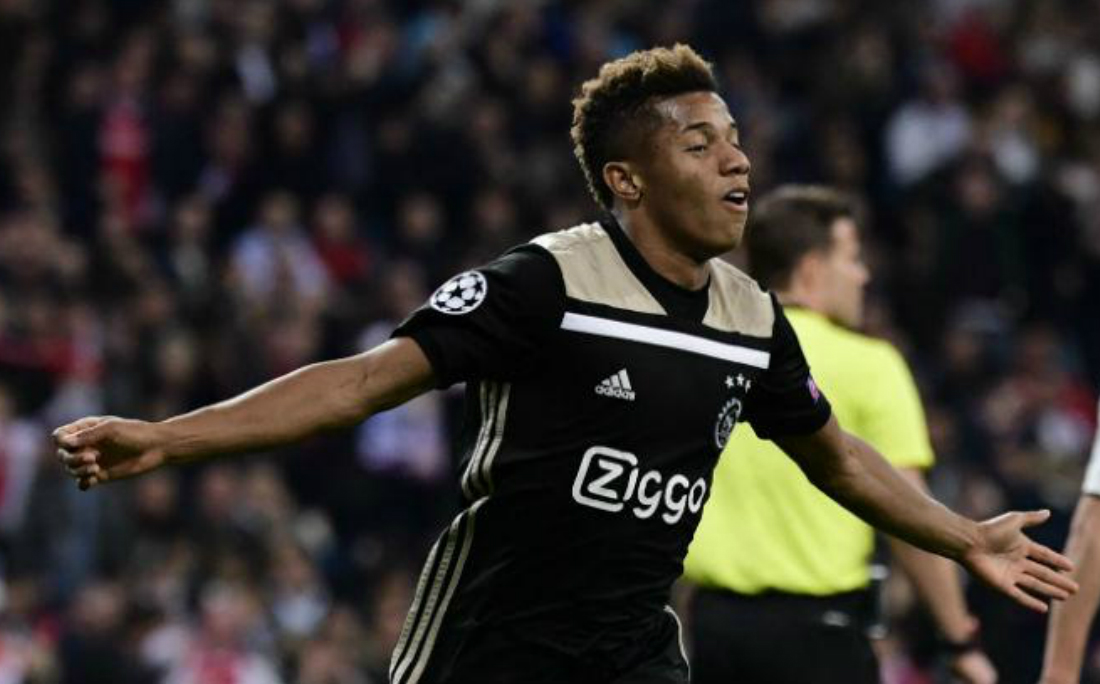Jornal Correio | Ajax revela ter proposta por David Neres
