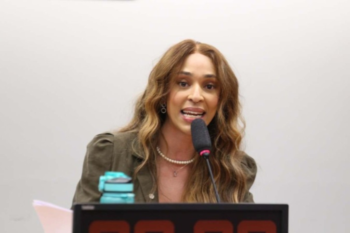 Deputada Erika Hilton nomeia maquiadores como assessores na Câmara ...