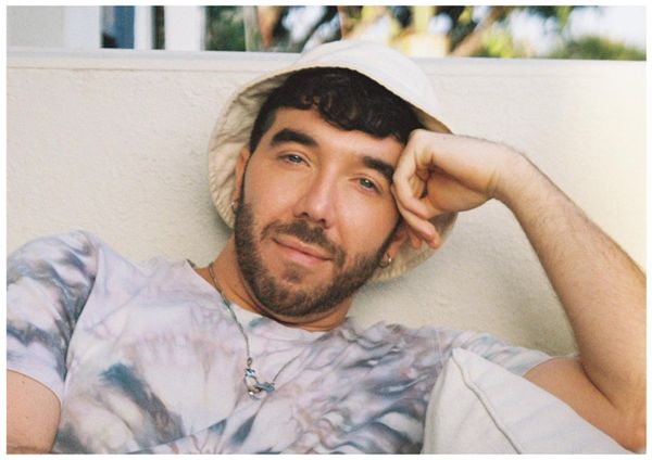 Ex-ator da Disney conta que fez terapia com choque para deixar de ser ...