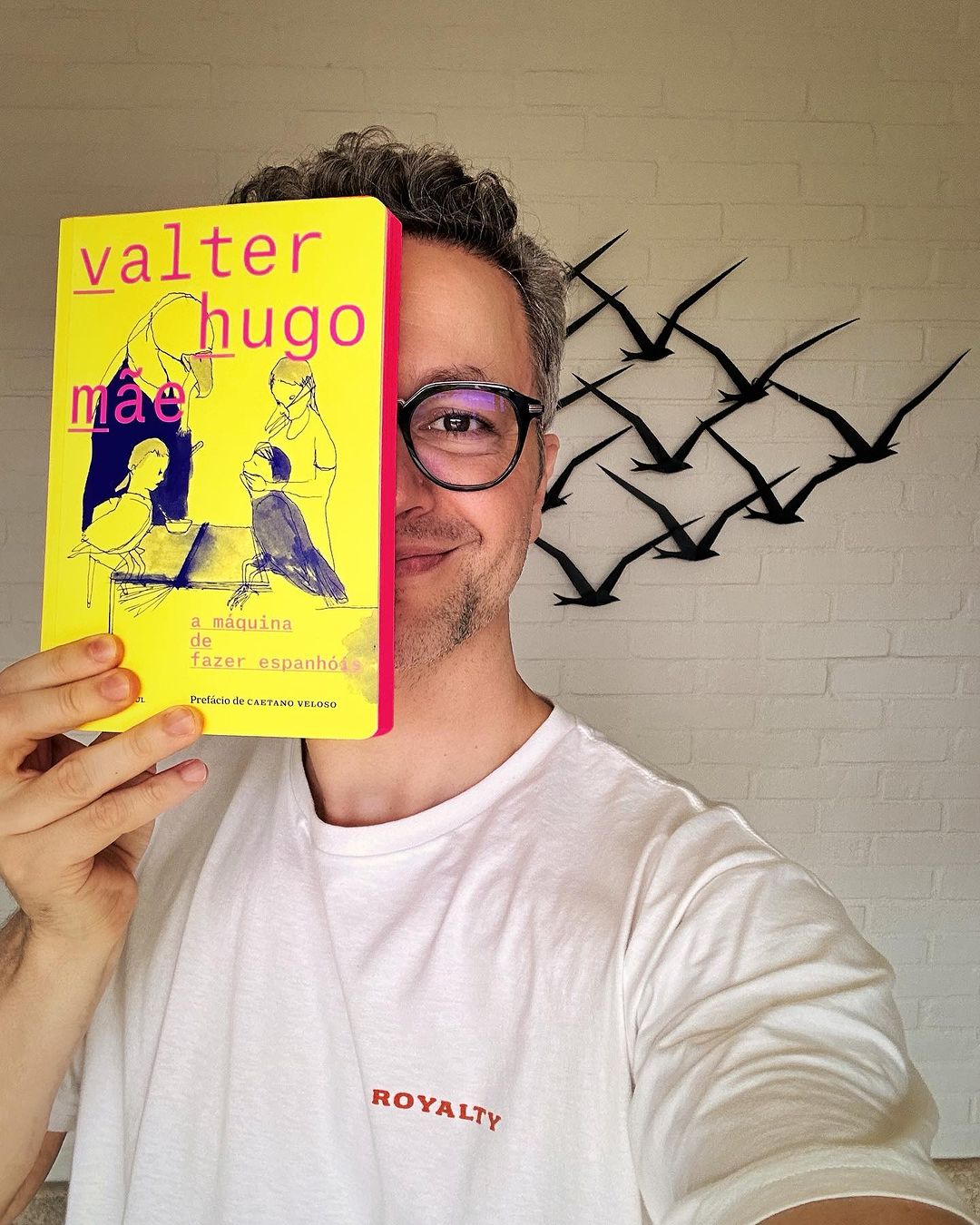 'A arte salva. E se não salva, pelo menos alivia', diz Lucas Lima ao ...