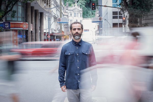 Dórea faz (ótimo) rock melancólico à brasileira | Jornal Correio