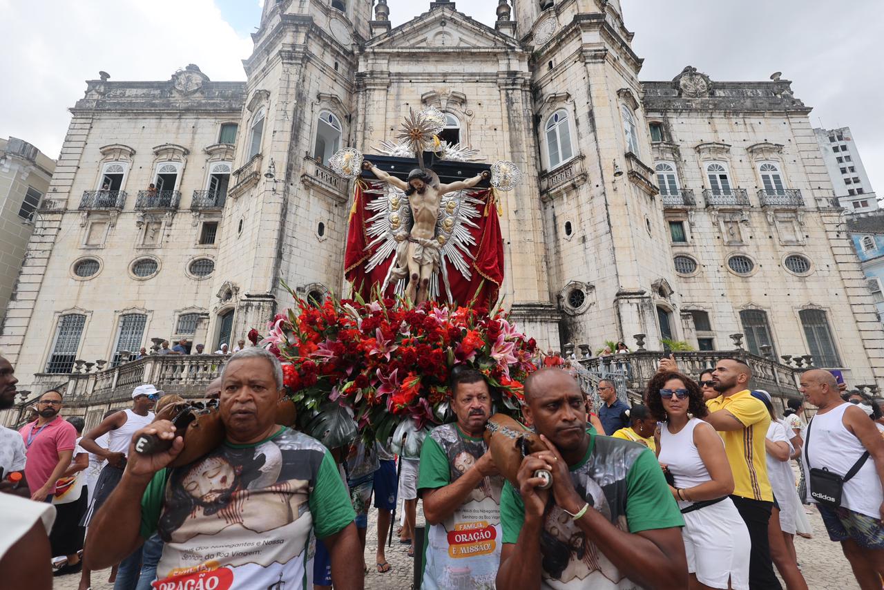 Galeota chega ao Humaitá e Bom Jesus dos Navegantes é levado em ...
