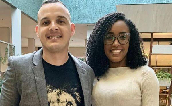 ‘Morreu como herói’, diz cantora que teve marido afogado ao tentar ...