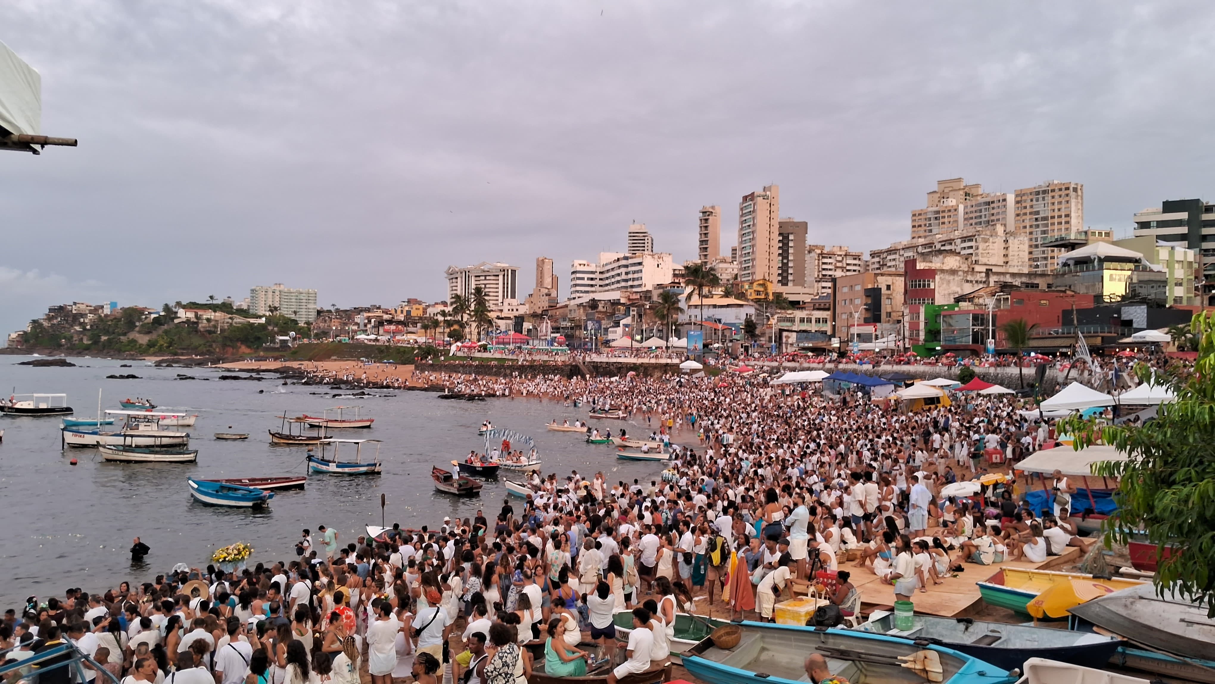 Governador destaca importância da festa de Iemanjá para o turismo ...