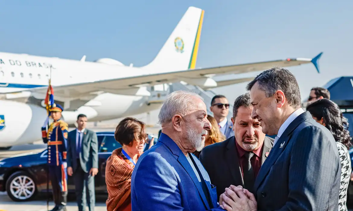 Jornal Correio | Presidente Lula chega ao Egito para visita oficial de ... Jornal Correio | Presidente Lula chega ao Egito para visita oficial de ...