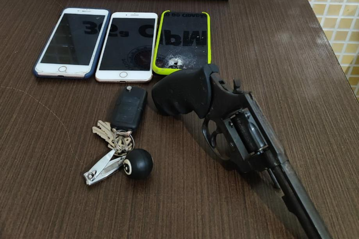Jornal Correio Homem é Morto Após Troca De Tiros Com Policiais Em