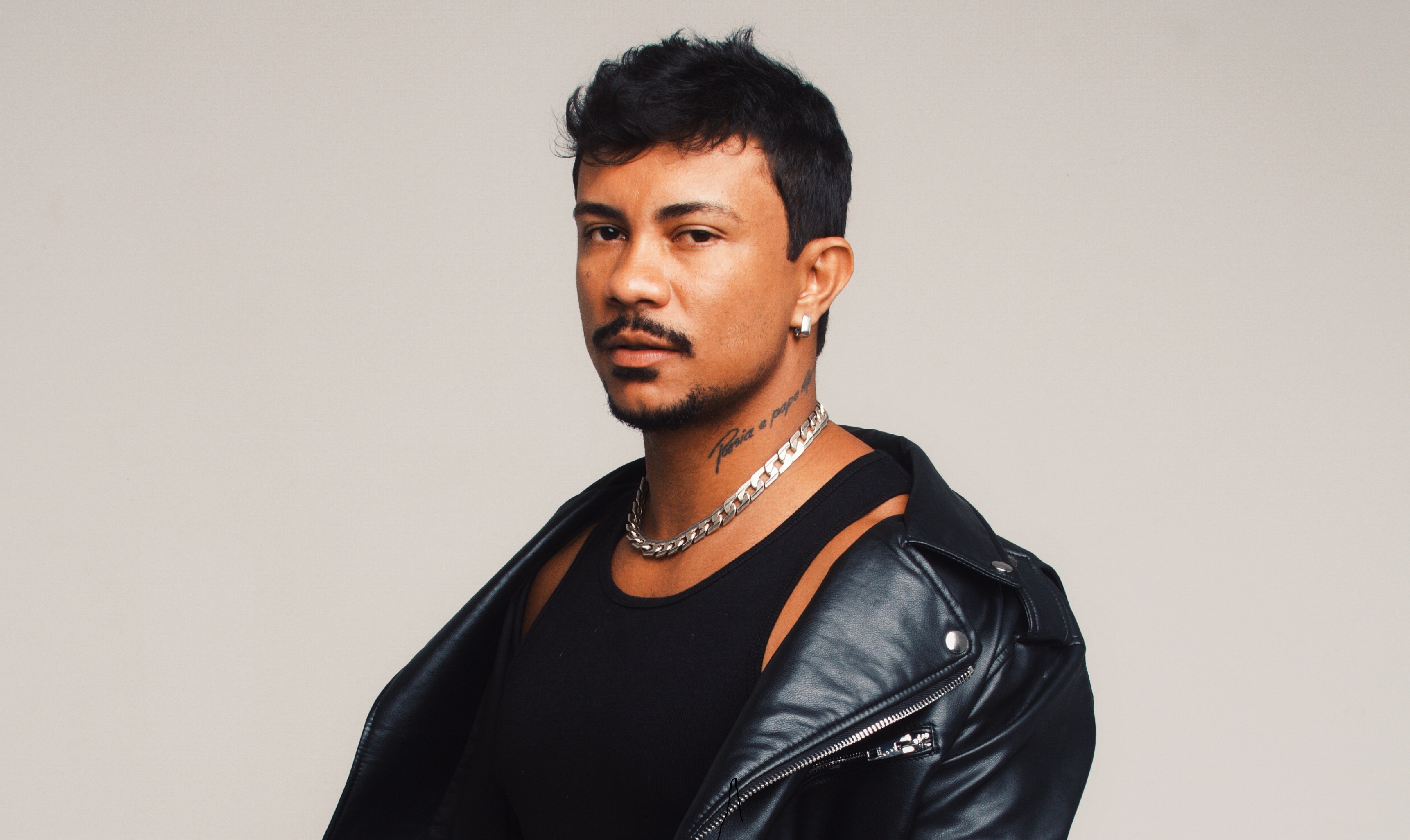 Xamã é hospitalizado após passar mal em evento no Rio de Janeiro ...