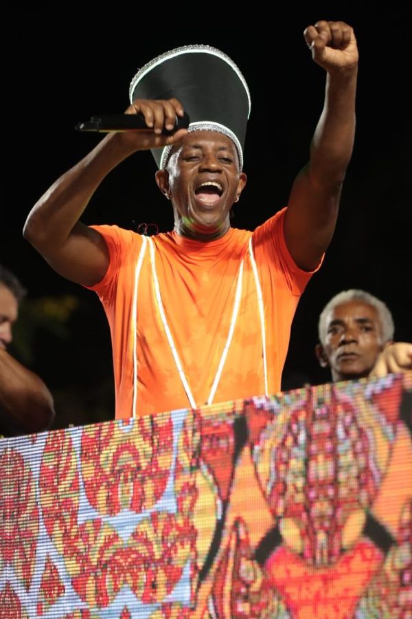 A baiana Solange Barreto realiza a 11ª edição da Festa de Yemanjá na ...