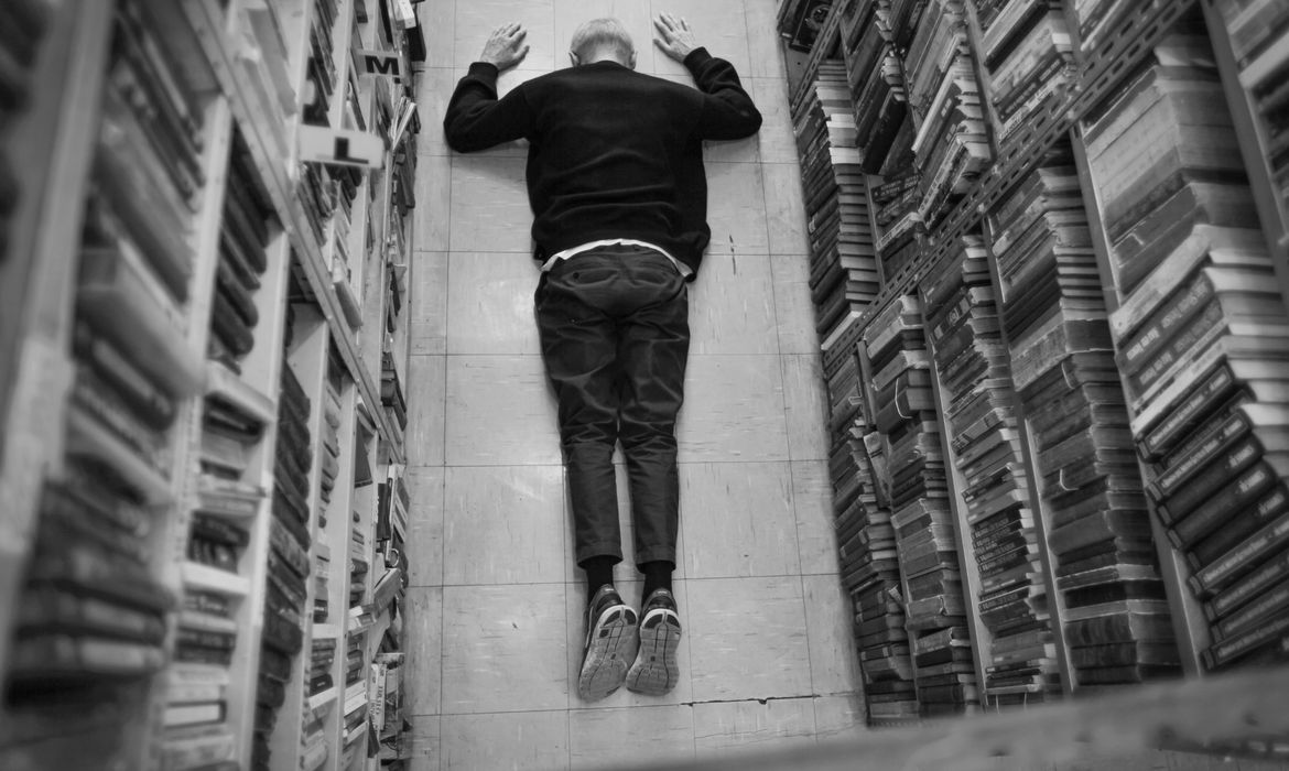 Bernadet, de 88 anos, tem mostra em três cidades e prepara novo livro ...