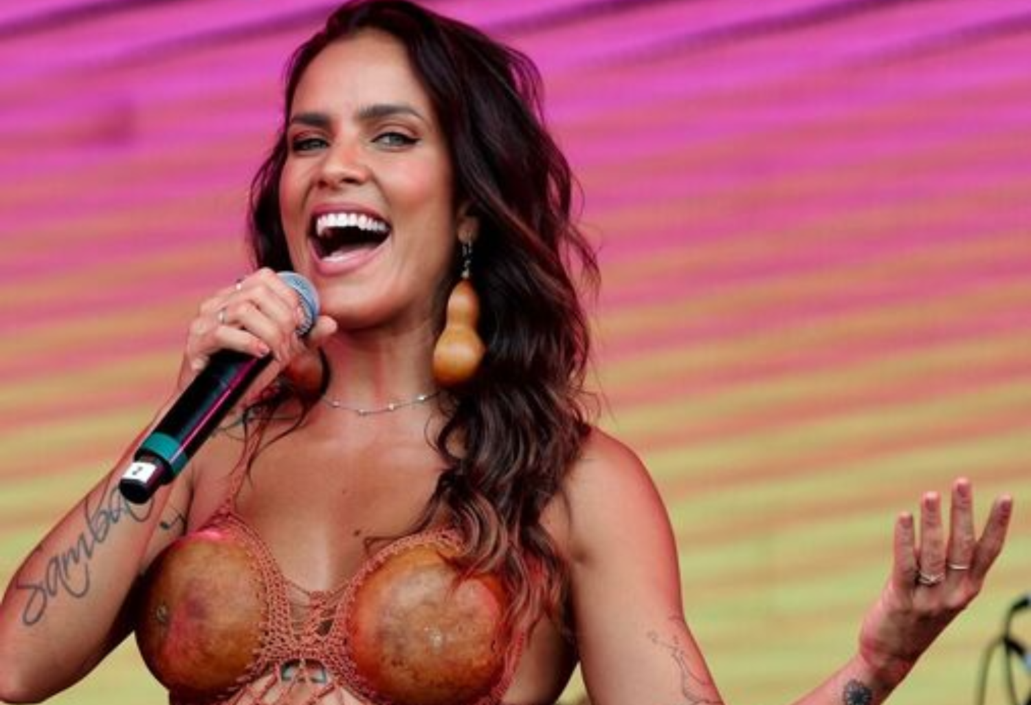 Ju Moraes realiza último show da carreira solo na Sala do Coro do TCA | Jornal Correio