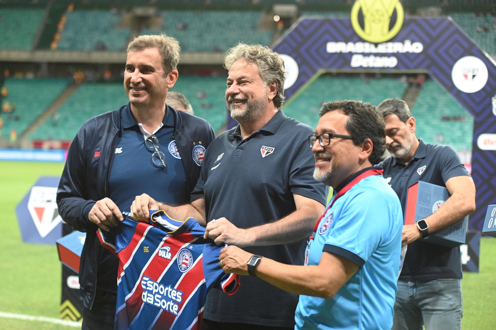 CEO do Grupo City, Ferran Soriano acompanha partida entre Bahia e São Paulo na Fonte Nova ...