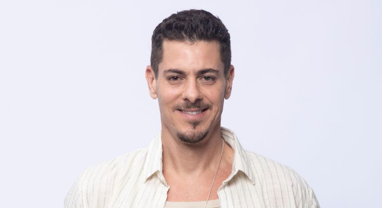 Sacha Bali é o vencedor de 'A Fazenda 16' e leva prêmio de R$ 2 milhões ...