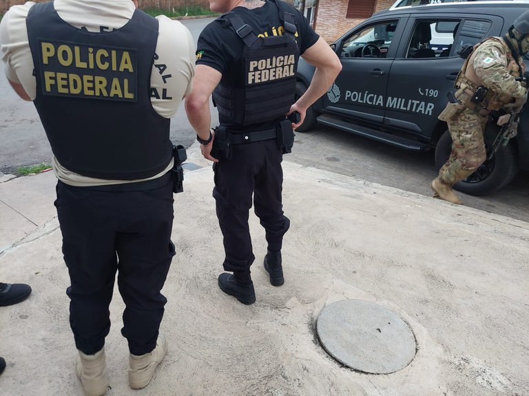 Polícia Federal Desarticula Esquema Bilionário De Tráfico De Drogas
