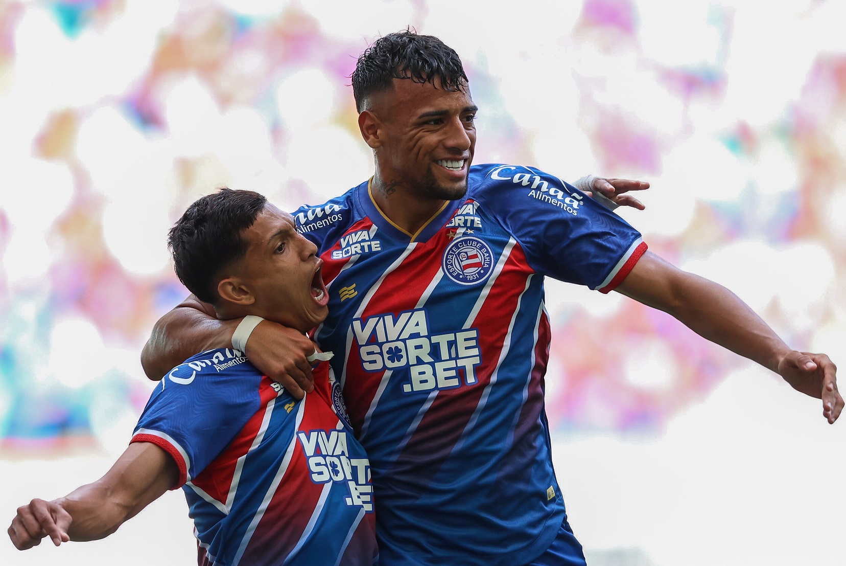 Lucho Rodríguez marca três gols e Bahia goleia o Colo Colo por 6x0 na ...