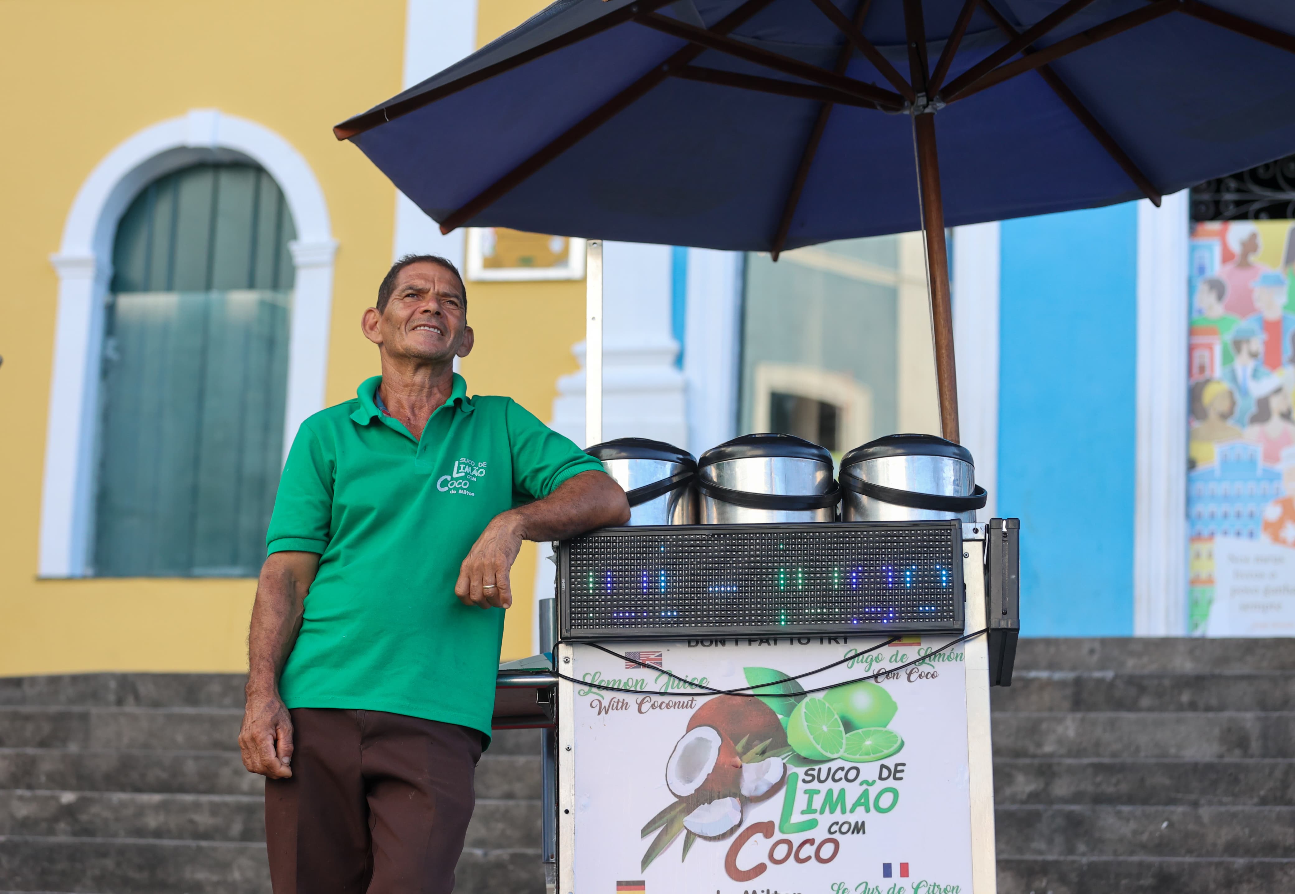 O segredo do suco de limão com coco que fatura R$ 140 mil em Salvador ...