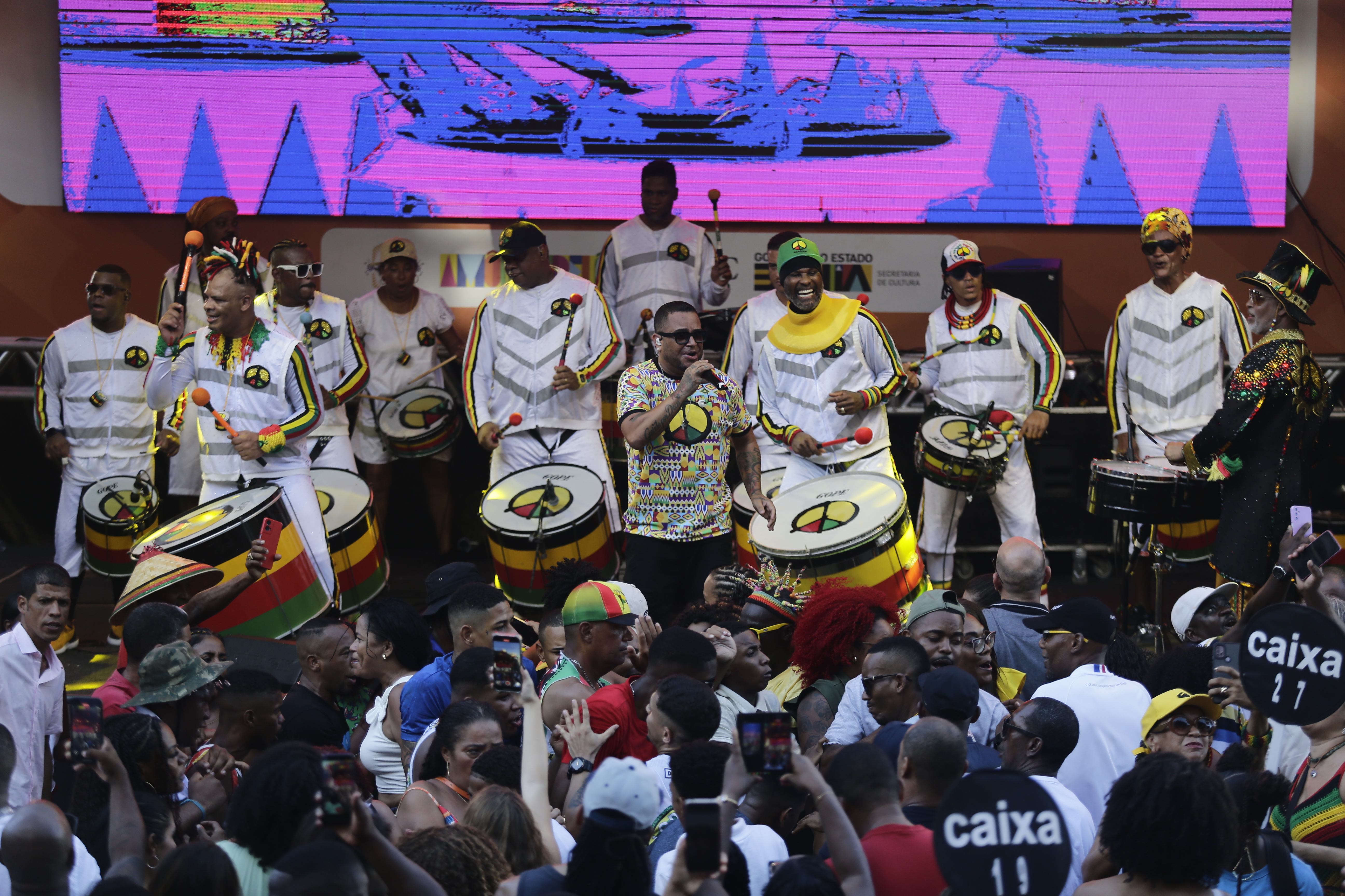 Festival gratuito tem shows de Olodum, Filhos de Jorge e Sued Nunes em ...