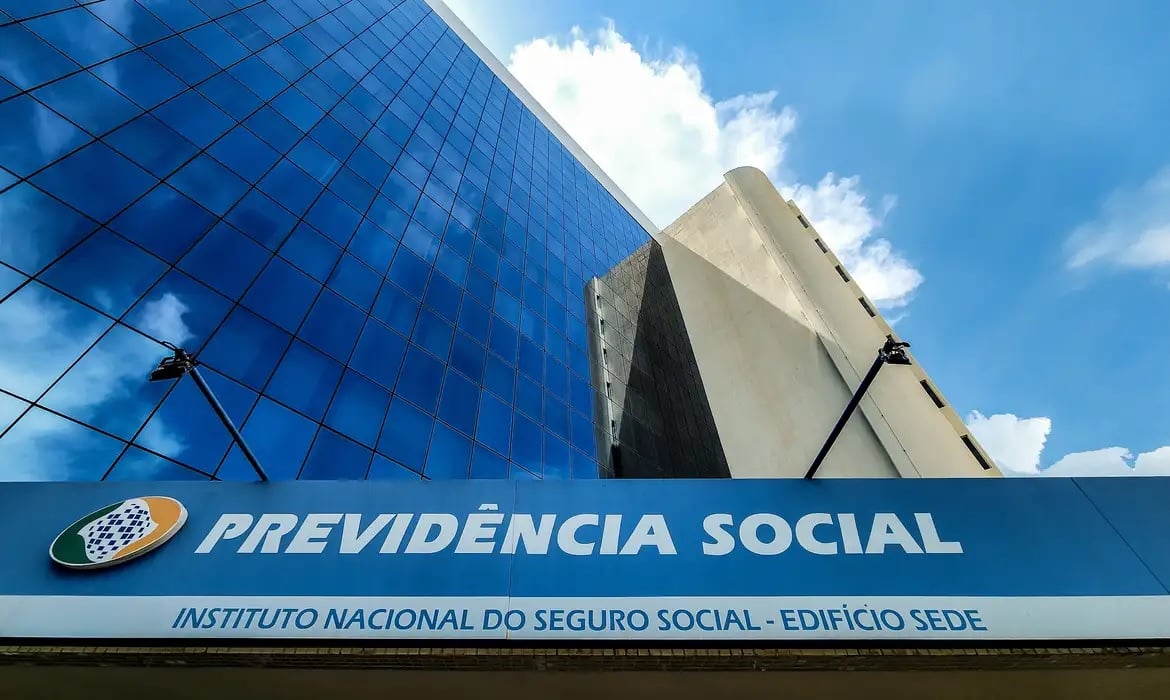 INSS não tem condições de fiscalizar acordos para descontos, diz ex ...