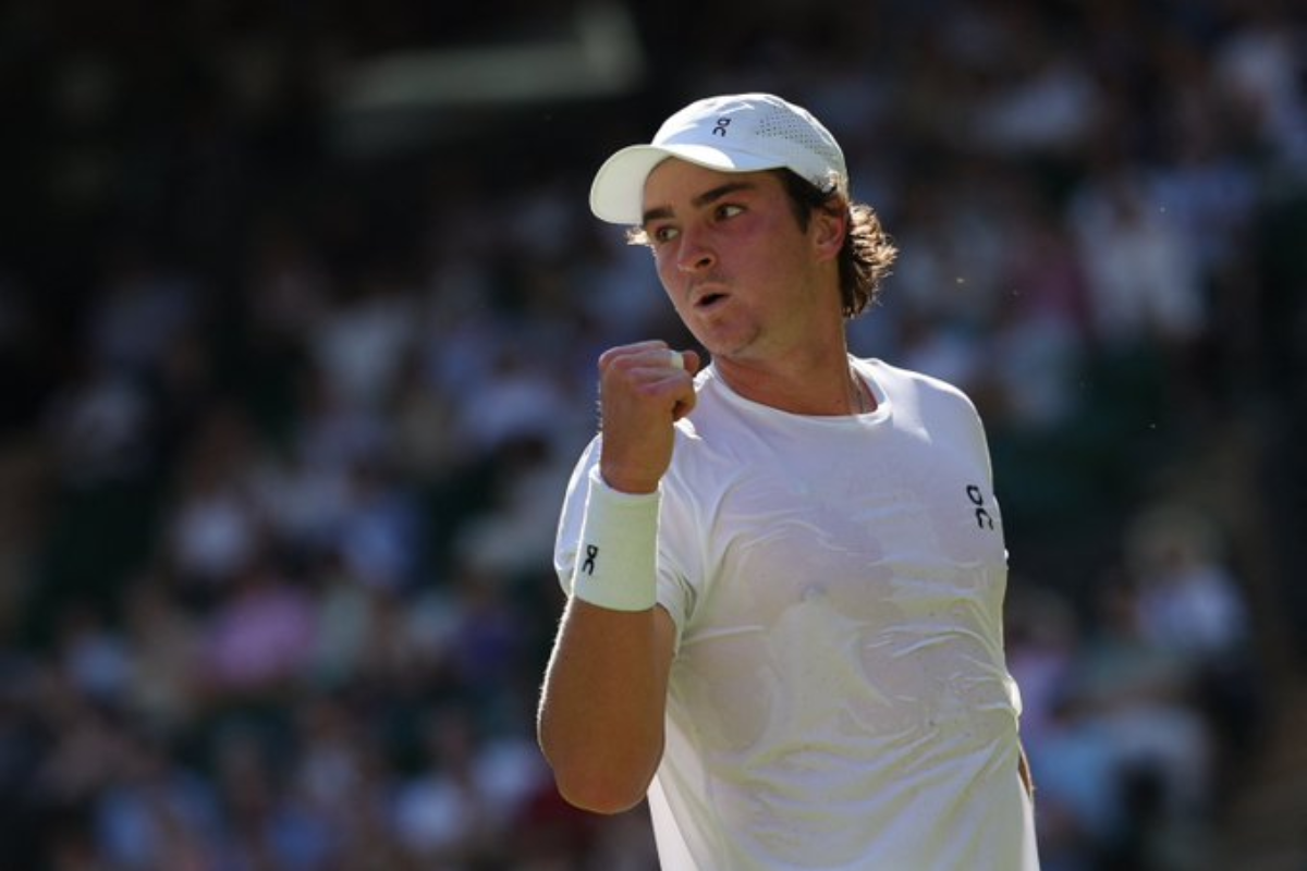 João Fonseca estreia em Wimbledon eliminando dono da casa e quebra ...
