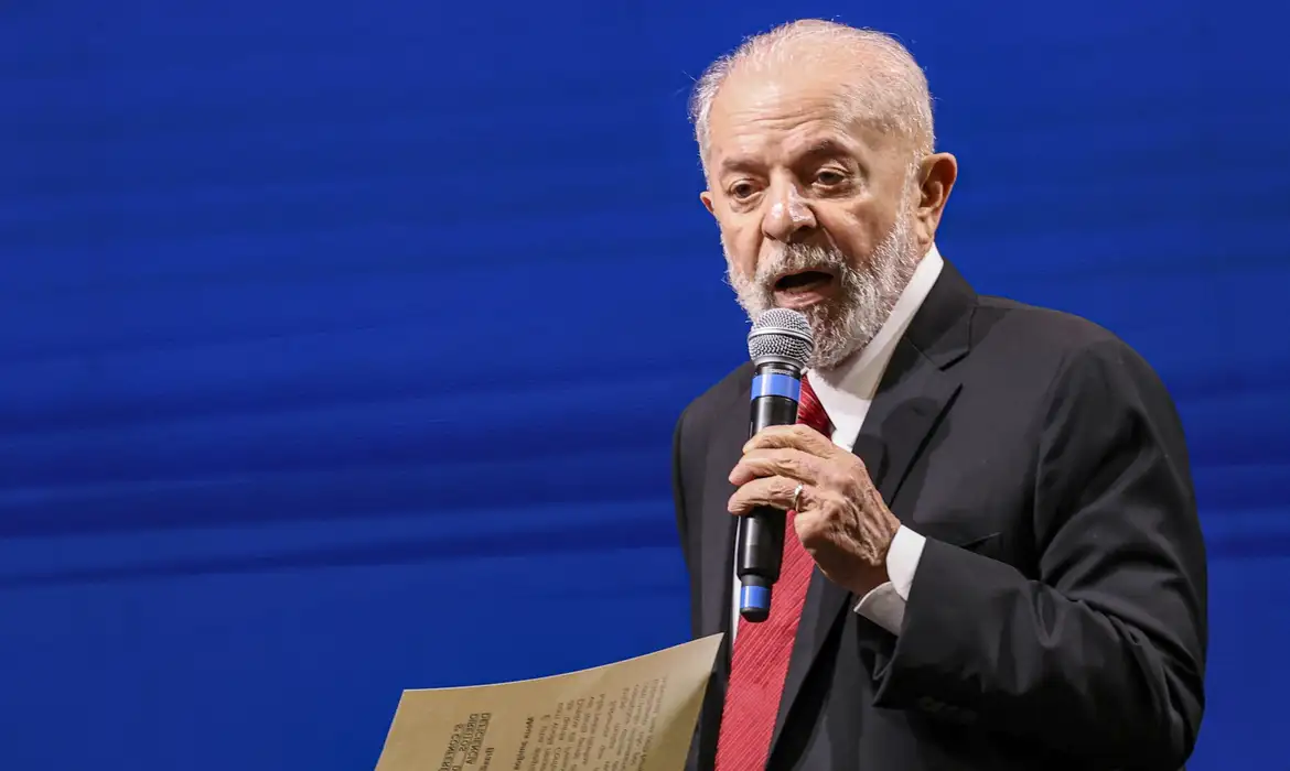 Lula chama ataque dos EUA à Venezuela de 'afronta' e alerta para ...